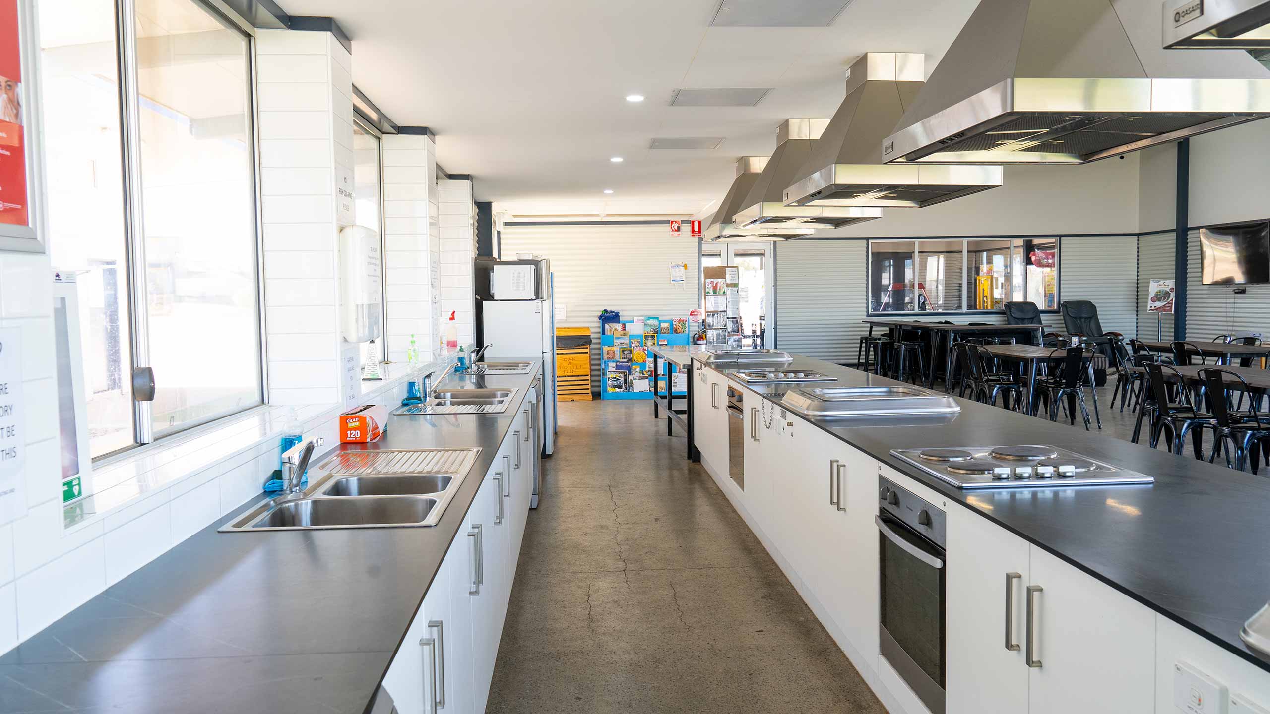 Facilities - BBQ, Camp Kitchen, Playgrounds | Wallaroo Holiday Park